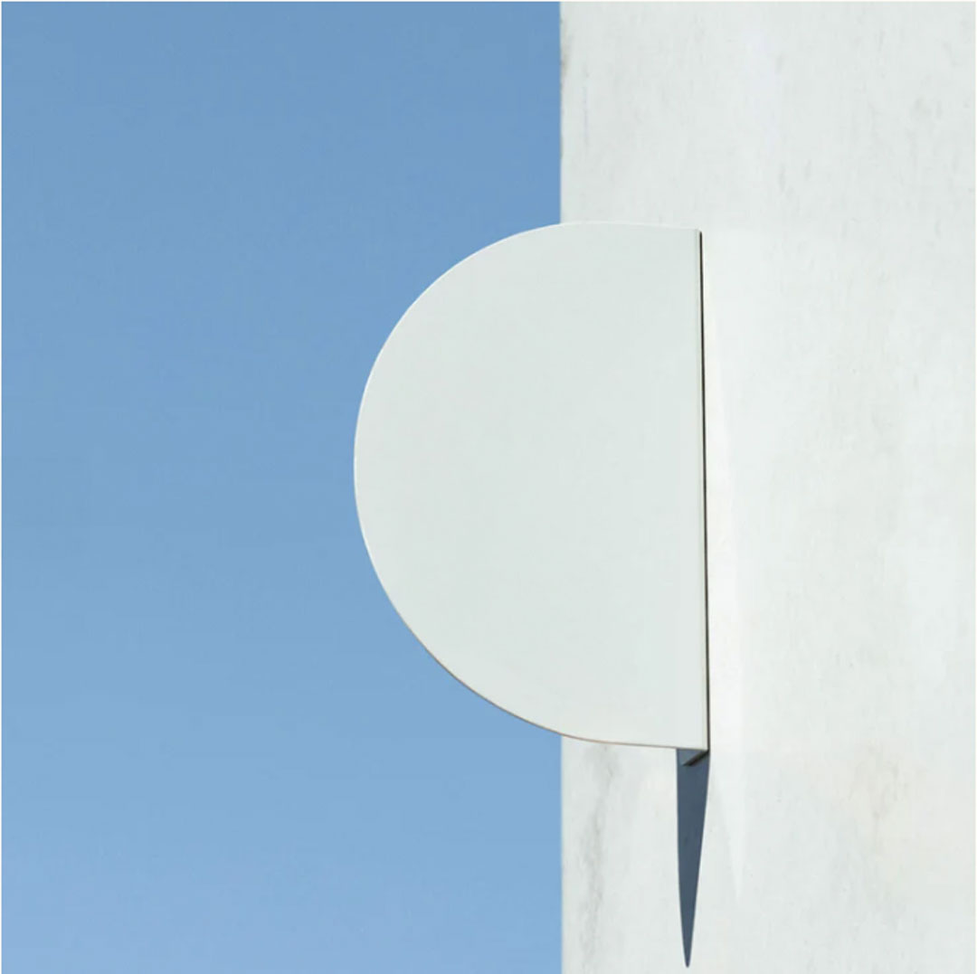 Half Round Blade Sign - VIVAS INC